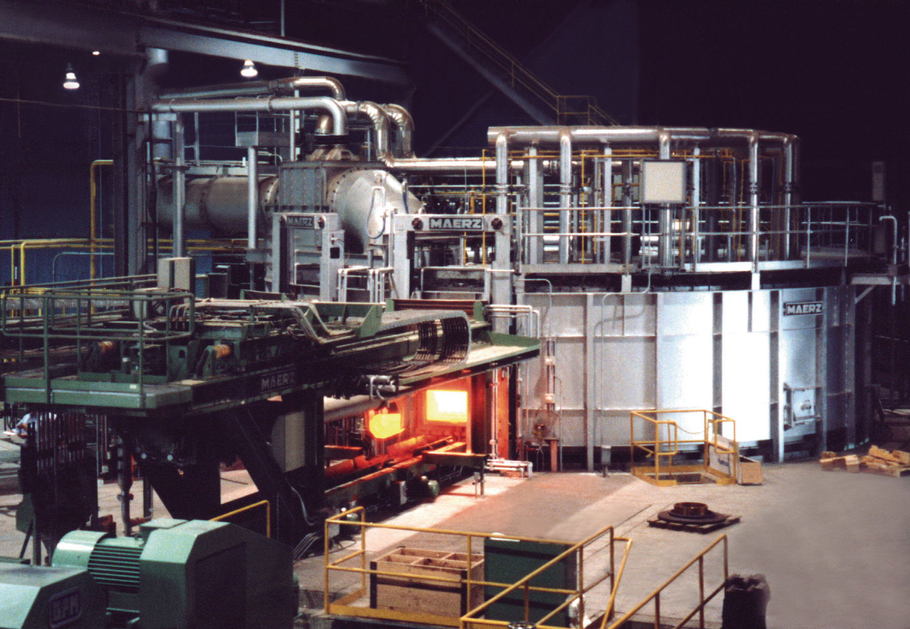 Reheating, heat treatment, melting and refining furnaces