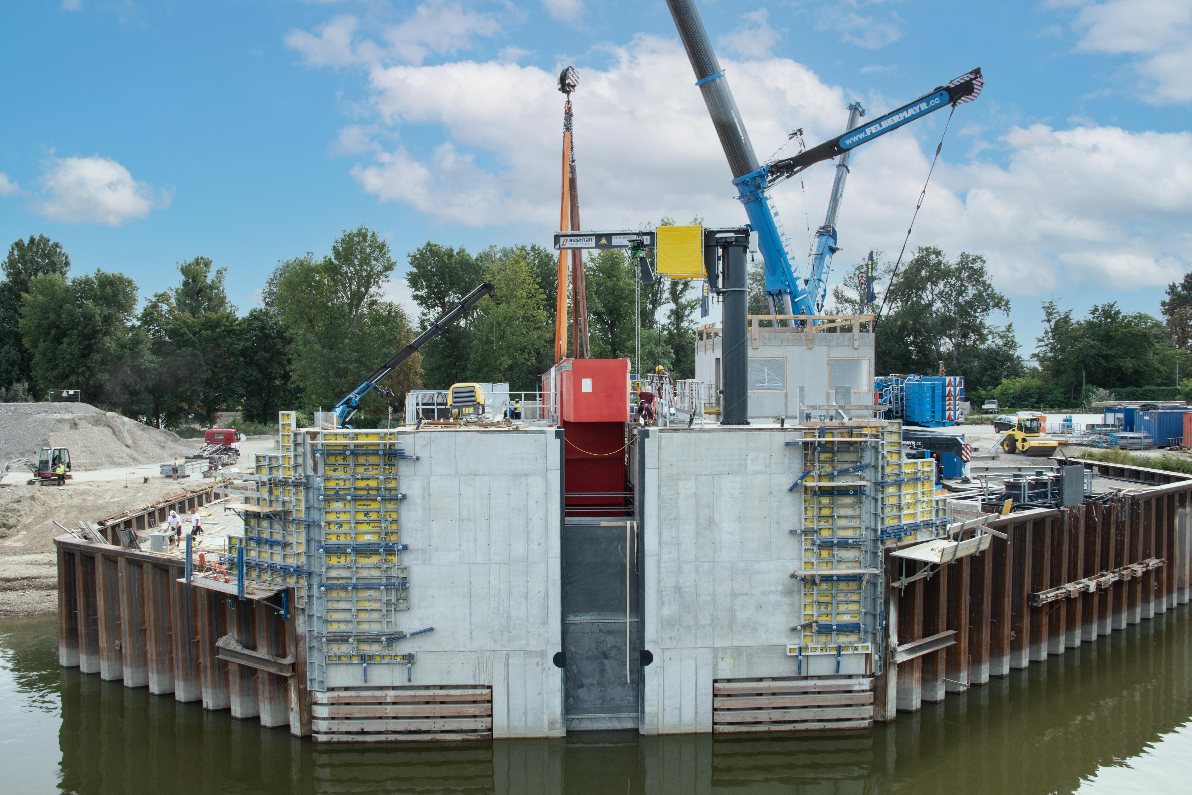 Protecting Vienna from flooding, Port Albern - Austria
