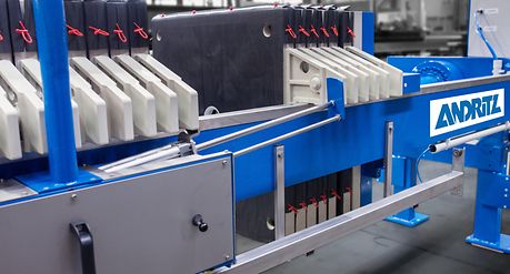Sidebar and overhead filter press | industrial | ANDRITZ