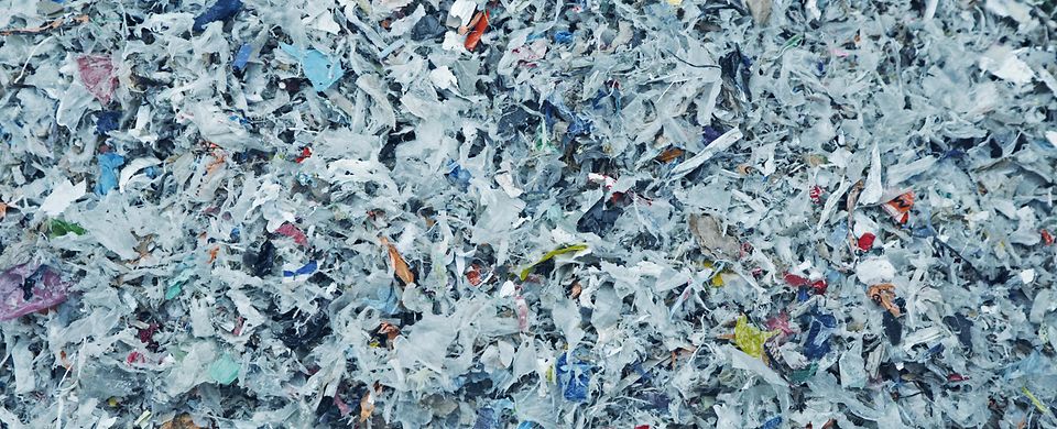 Recycling of waste from the paper industry