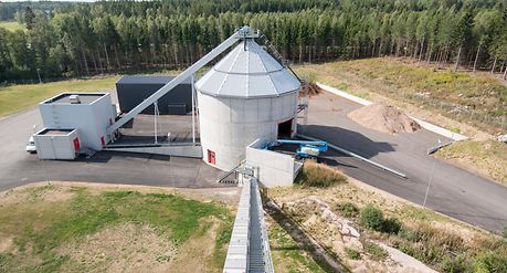 Biomass storage and reclaiming